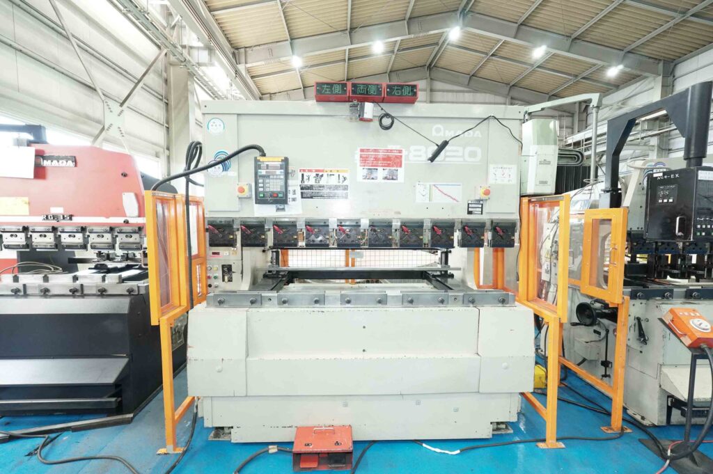 Press Brake AMADA FBD8020LD | 中古機械と新品機械の販売・買取・修理・移設は丸善機械株式会社